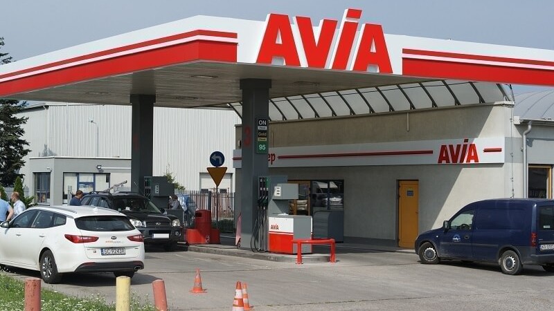 AVIA zdobywa stolicę! - UNIMOT S.A